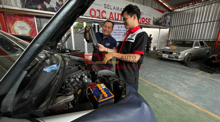 Simak 10 Penyebab Kerusakan Mobil Diesel - OJC Auto Course
